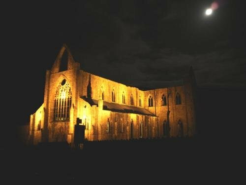 Otel Parva Farmhouse Riverside Guesthouse, Galler, foto