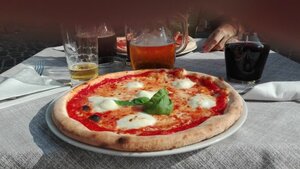 Ristorante Pizzeria agli Eremitani (Via Porciglia No:29, Vigodarzere), pizzacılar  Padua'dan
