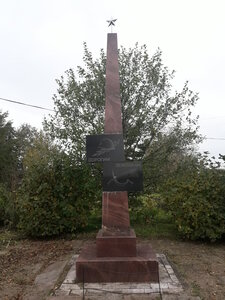 Обелиск (Tver Region, Kalyazinskiy District, derevnya Dymovo), anıt, heykel  Tverskaya oblastından