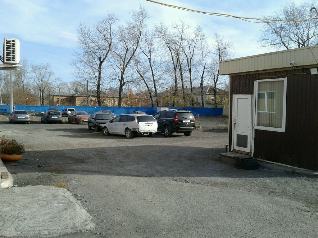 Otoparklar Platnaya avtostoyanka, Nijni Tagil, foto