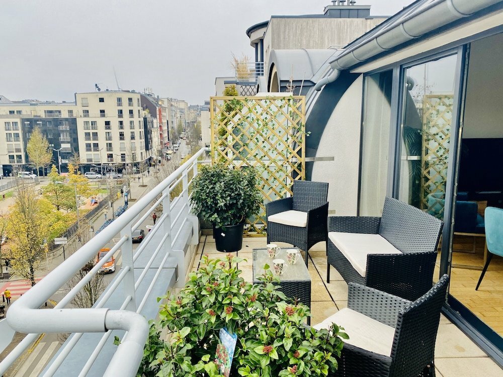 Otel Large Retro Chic Flat 100m2 in City Center - Parking, Luxembourg, foto