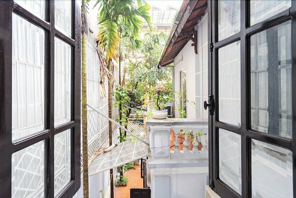 Otel Floriane Cafe and Stay by Zo Rooms, Hanoi, foto