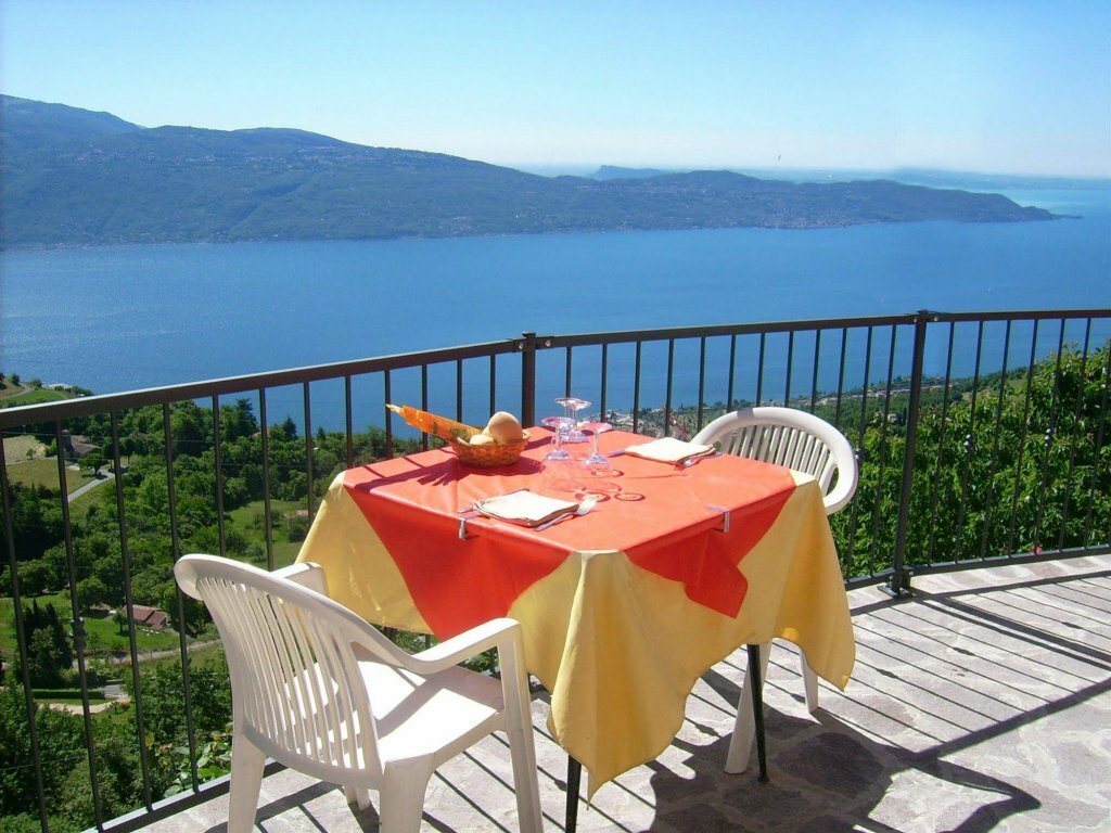 Otel Cà Vecia, Lombardiya, foto