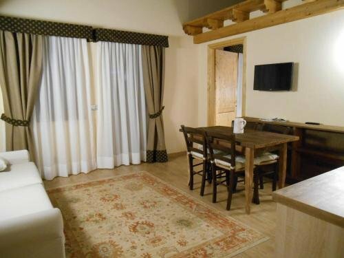 Otel La Vigne de Papagran, Aosta Vadisi, foto