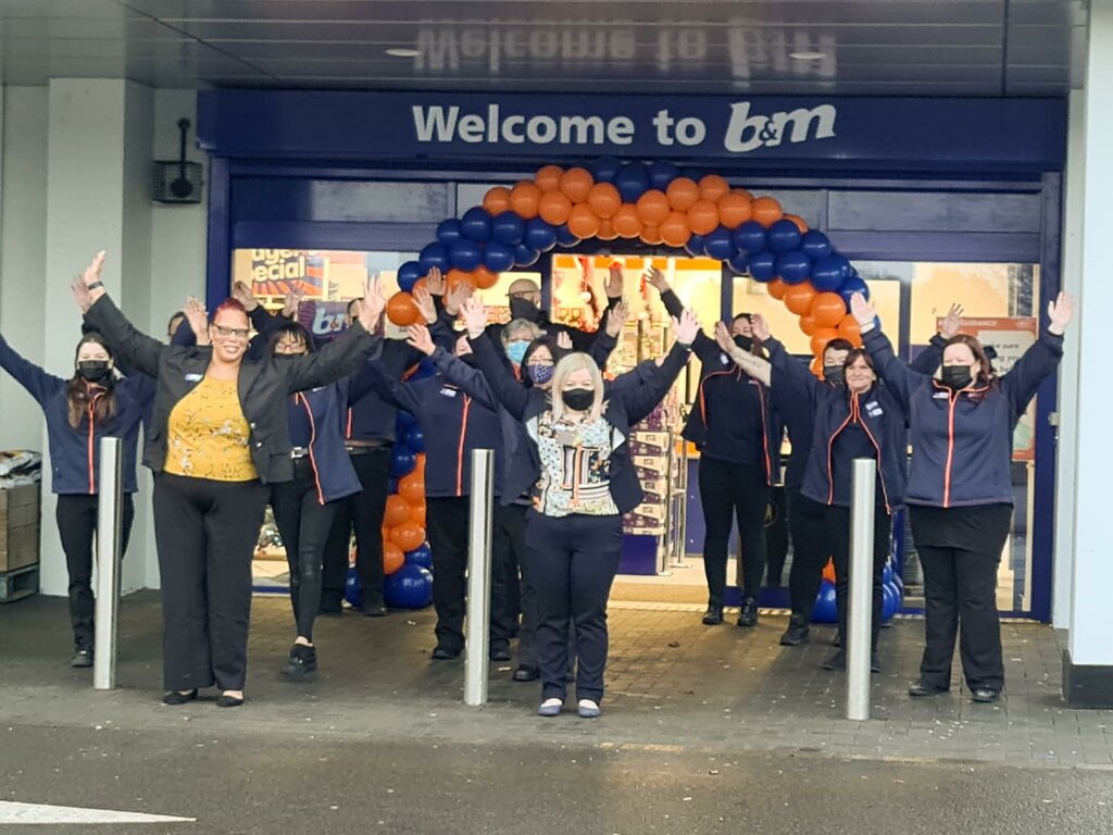 i̇ndirim ve fırsat sistemleri B&m Store, Batı Lothian Konseyi, foto