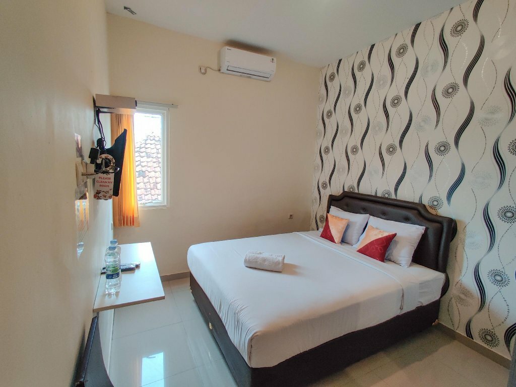Otel Ayuning Guesthouse by Oyo Rooms, Semarang, foto
