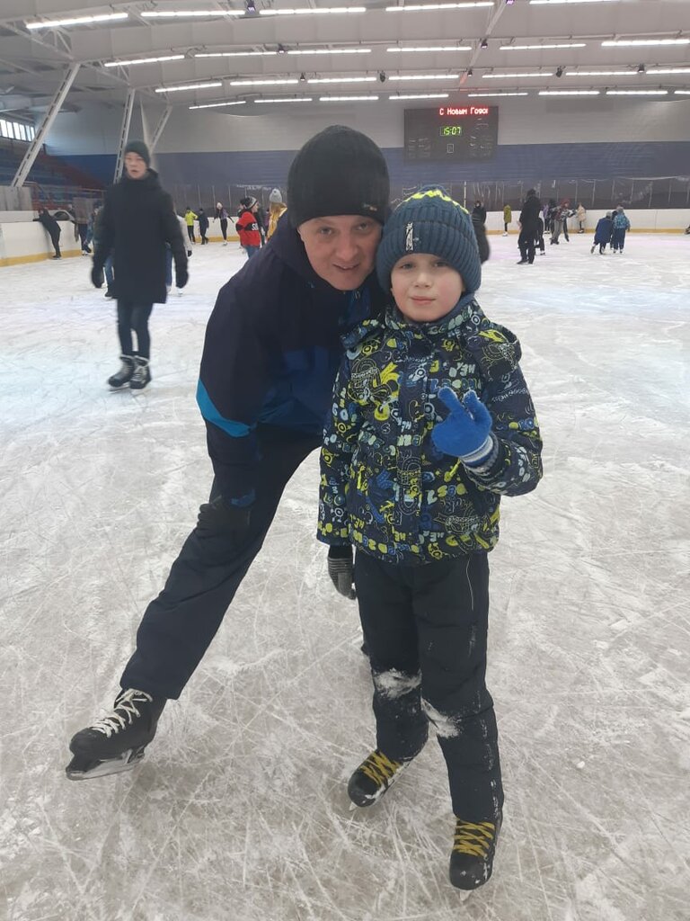 Çok amaçlı spor tesisleri Ледовый дворец, Komsomolsk‑at‑Amur, foto