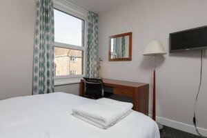 Blue Star House (Great Britain), otel  Portsmouth'tan