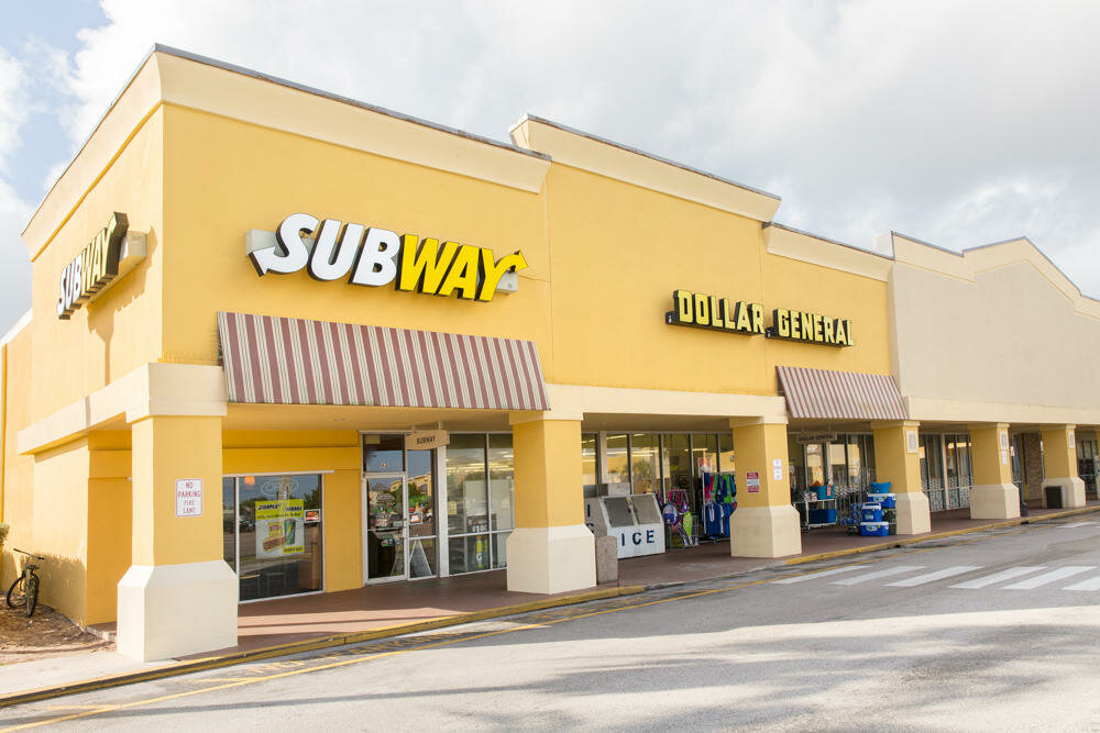 Alışveriş merkezleri Atlantic Plaza, Florida Eyaleti, foto