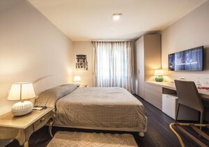 Savoia Apartment (Sardinia, Cagliari, Via Savoia, 6), otel  Cagliari'den