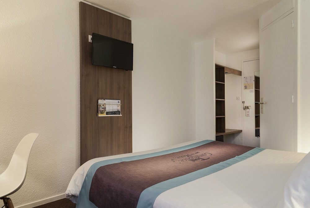 Otel Kyriad Lille - Mons EN Baroeul, , foto