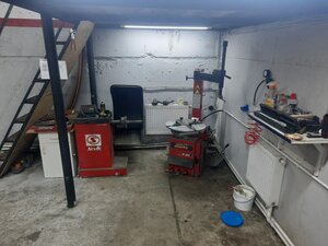 Garage (Yamalo-Nenets Autonomous Area, Labytnangi), otomobil servisi  Labytnangi'den