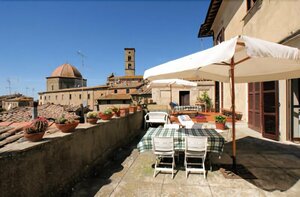 Camere Renzi (Piazza Martiri della Libertà No:8, Volterra), otel
