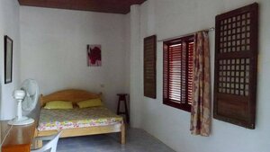 Coastal Hotel (Western Visayas, City of Iloilo), otel  Iloilo'dan