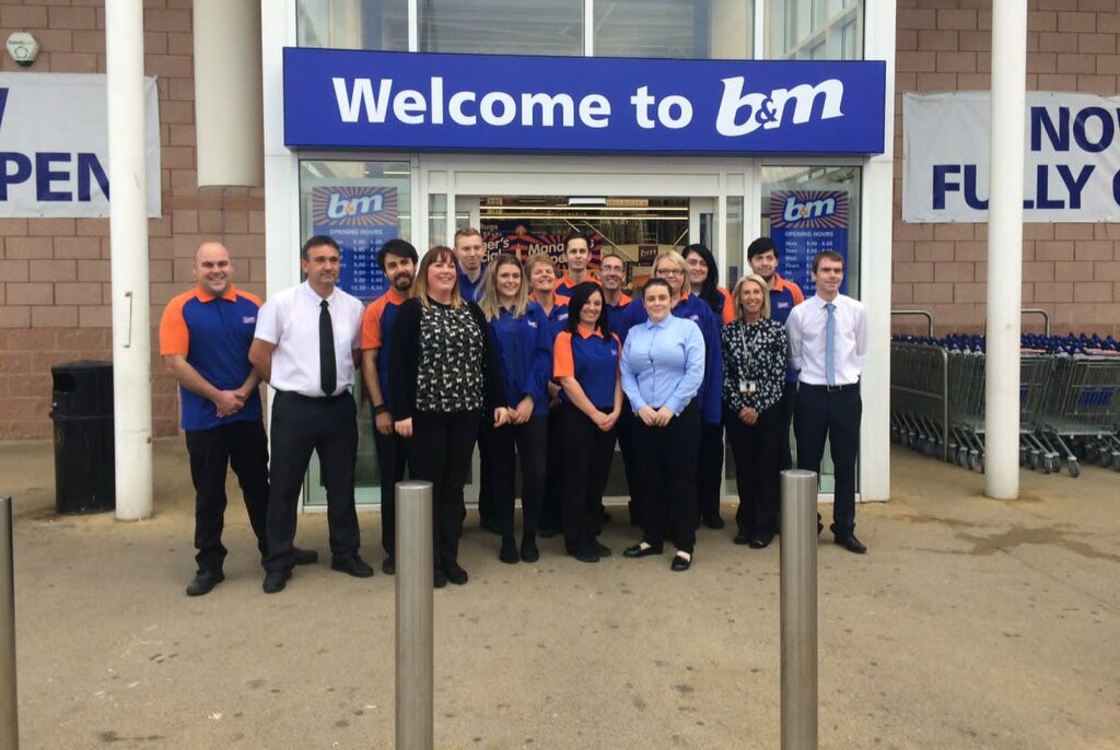 i̇ndirim ve fırsat sistemleri B&m Store, İngiltere, foto