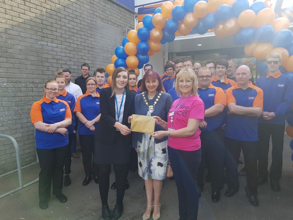 Şans oyunları B&m Store, Ayr, foto