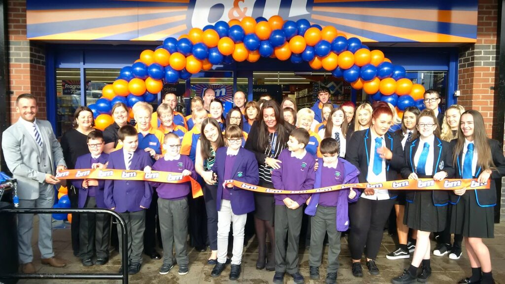 Şans oyunları B&m Store, Glasgow, foto