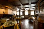 Göbel's Hotel zum Löwen (Hesse, Hersfeld-Rotenburg, Hauptstraße, 17), otel  Hesse'den