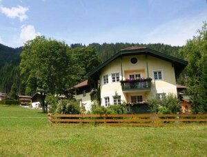Apartments Geistlinger (Salzburg, Sankt Johann im Pongau, Feuersang), otel