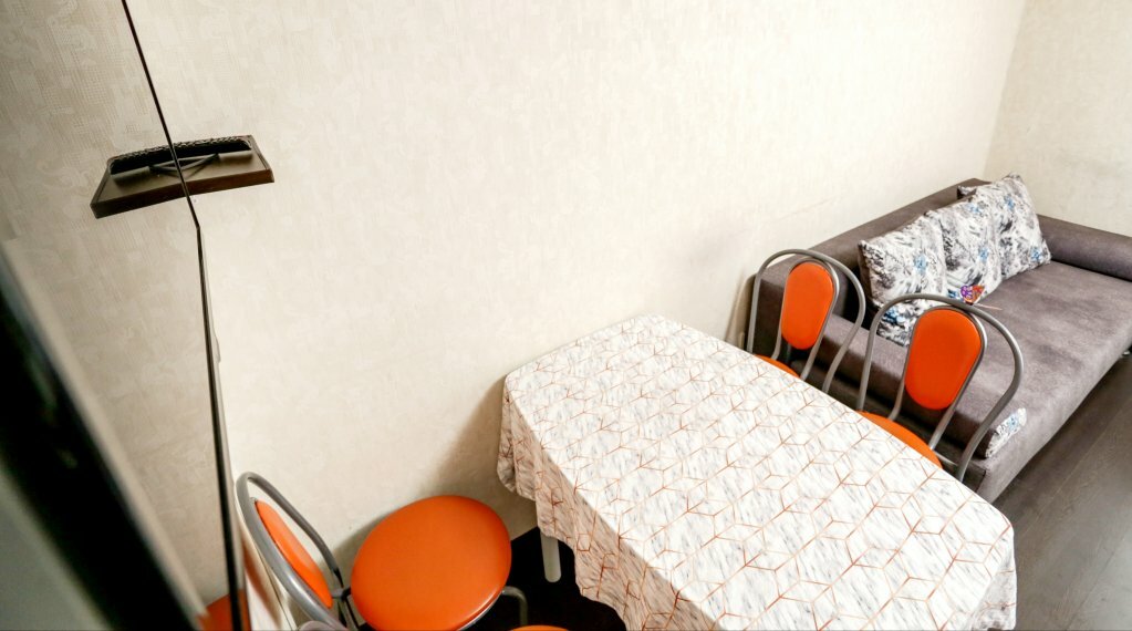 Kısa süreli konaklama Vgostiomsk Standard Dva Razdelnuh Spalnyh Apartments, Omsk, foto