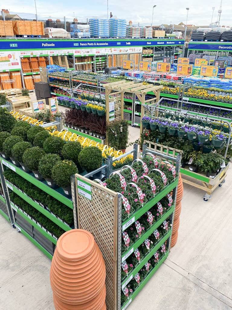 i̇ndirim ve fırsat sistemleri B&m Store with Garden Centre, Galler, foto