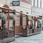 Alibi Room Bar (Maza Smilsu Street No:17), nargile kafeler  Riga'dan