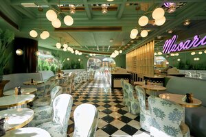Ladurée (Sheikh Zayed Street, Al Ghubaiba, Halwan, Sharjah), ekmek fırını
