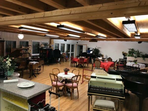 Enstrüman mağazaları Salon Benatzky - Klassische Konzerte, Zürih, foto