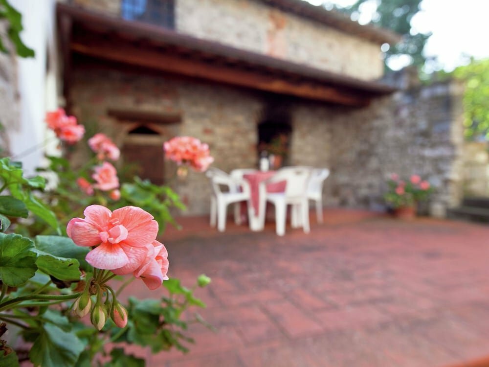 Otel Serene Apartment With Garden, , foto