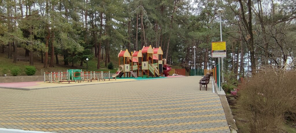 Oyun alanı Playground, Krasnodarski krayı, foto