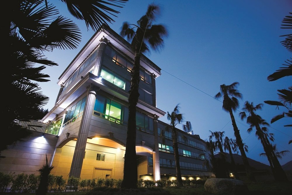 Otel Hotel SangSang & Private SangSang Pool Villa, Güney Gyeongsang İli, foto