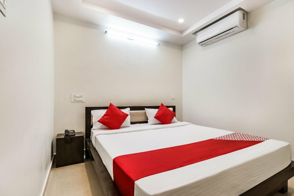 Otel Oyo 29000 Srk Inn, Visakhapatnam, foto