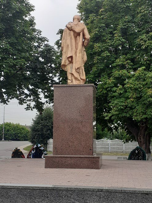Anıt, heykel Мемориал Великой Отечественной войны, Belgorodskaya oblastı, foto