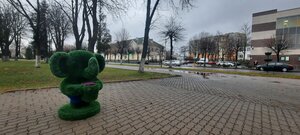 Слон (Minskaja region, Barysaw, praspiekt Revaliucyi), park, sokak heykeli  Borisov'dan
