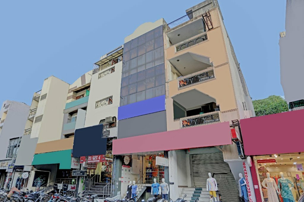 Otel Collection O 82389 The Pinaki Residency, Delhi, foto