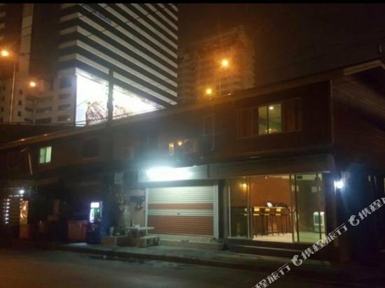 Otel Roi 8 Host, Bangkok, foto