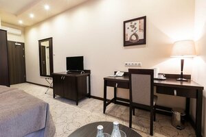 Hotel Kudowa (Polska, Województwo dolnośląskie, Powiat Kłodzki, Kudowa-Zdrój, Pogodna 16), otel  Kudowa‑Zdroj'dan