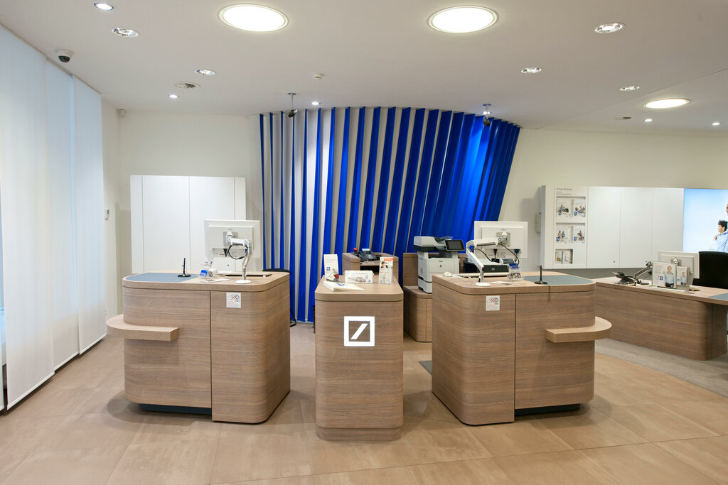 ATM'ler Deutsche Bank Filiale, Aşağı Saksonya, foto