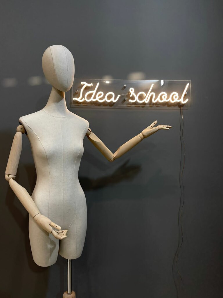 Meslek kursları Idea of an art school, Makhachkala, foto