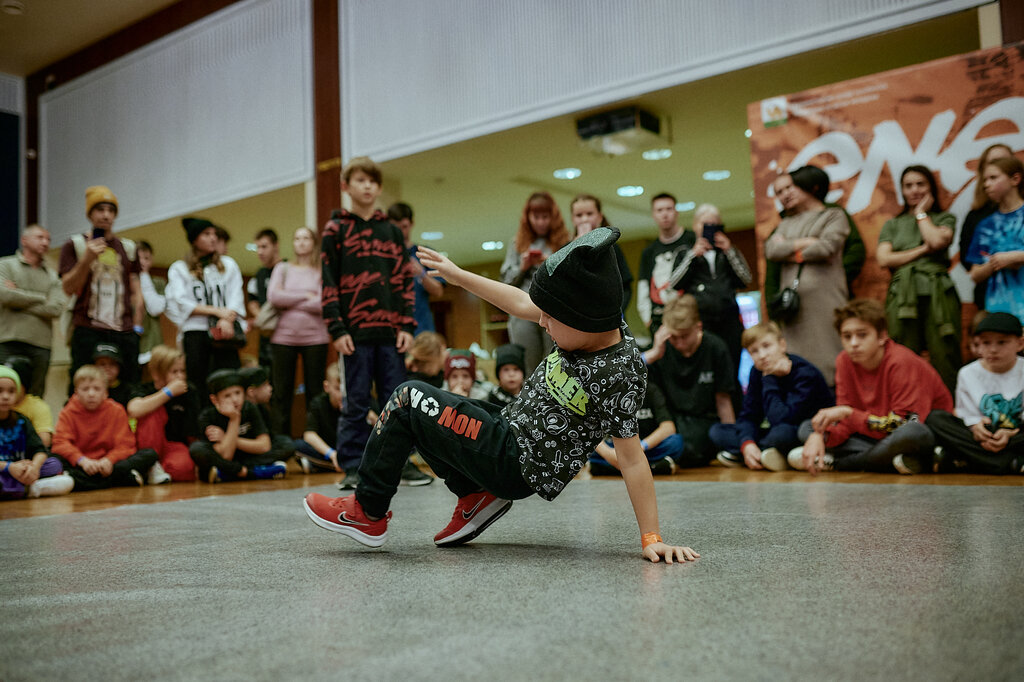 Dans okulları Tankoground, Çeliabinsk, foto