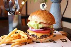 Box Burger (138), fast food
