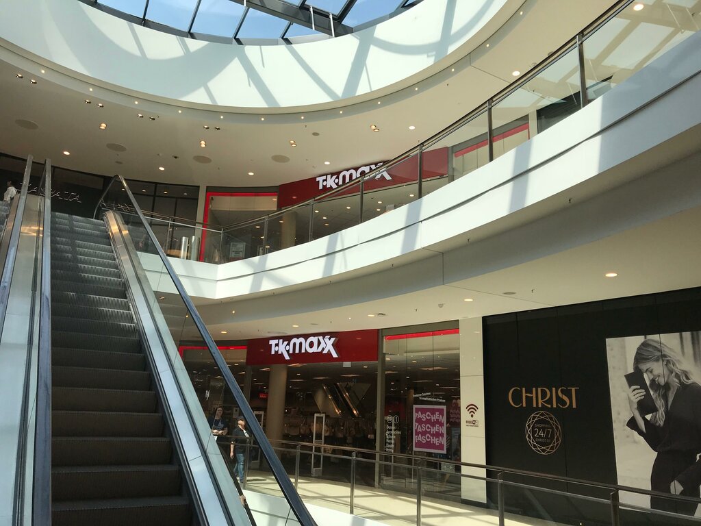 Büyük mağazalar Tk Maxx, Hanau, foto