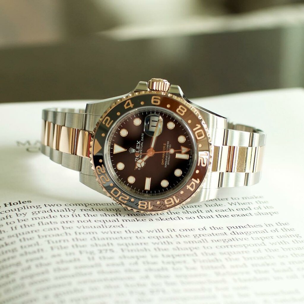 Saat tamircileri Wearing Time Luxury Watches, McLean, foto