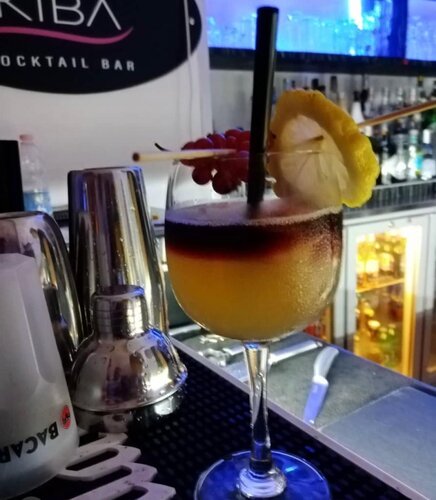 Bar Kiba cocktail bar, Brindisi, foto