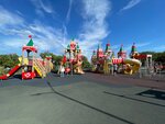Playground (Stavropol Territory, gorodskoy okrug Zheleznovodsk, posyolok Inozemtsevo, Komsomolskaya polyana), oyun alanı  Stavropolski krayından