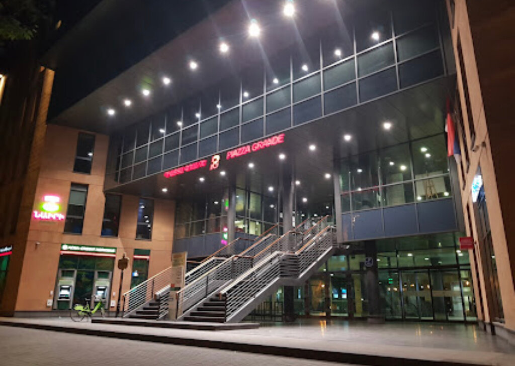 Kahve dükkanları Atrium, Erivan, foto