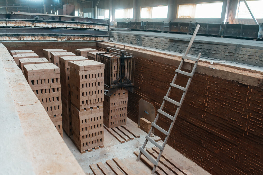 Isıya dayanıklı malzemeler Rostov refractory plant, Yaroslavskaya oblastı, foto