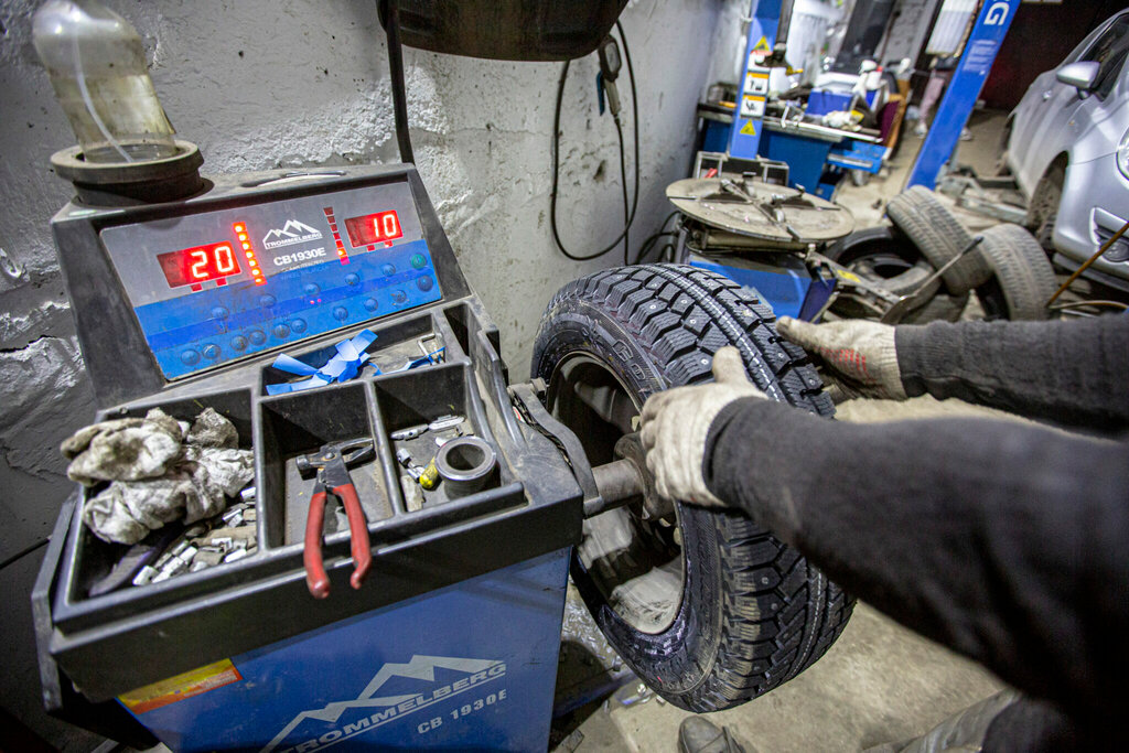 Oto lastik tamiri Tire service Vidnoe, Vidnoye, foto
