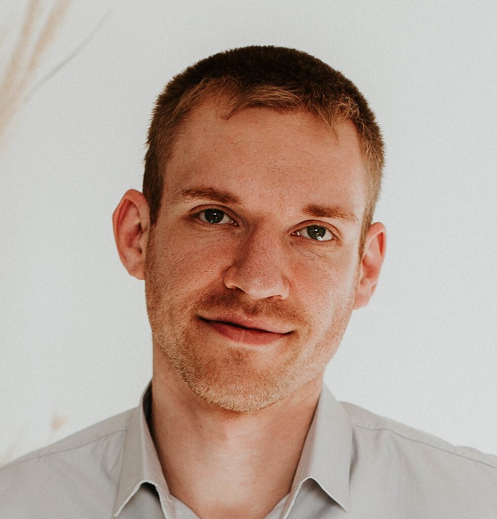 Uzman hizmetleri Marketer Ivan Borkovsky, İvanovo, foto