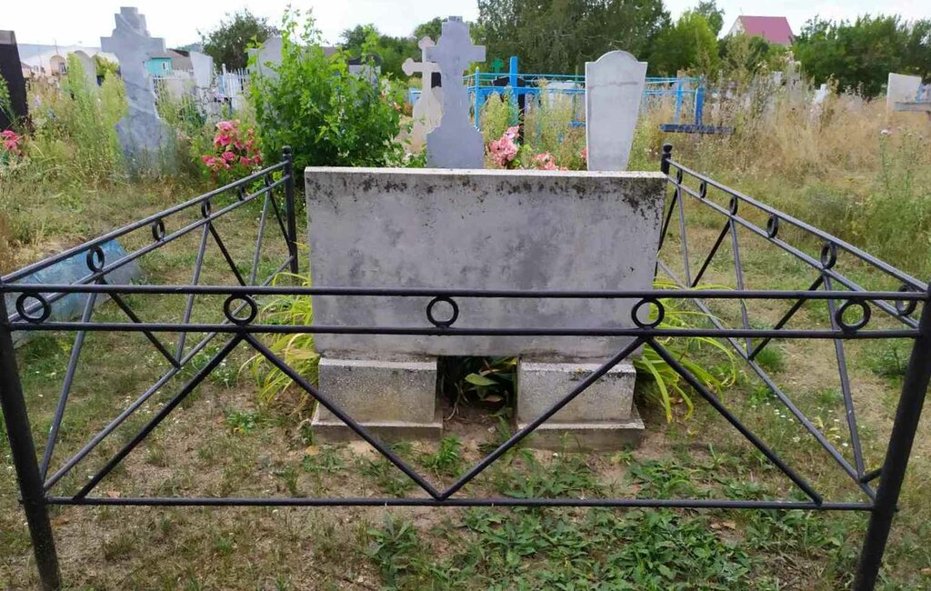 Anıt, heykel Братская могила, Belgorodskaya oblastı, foto